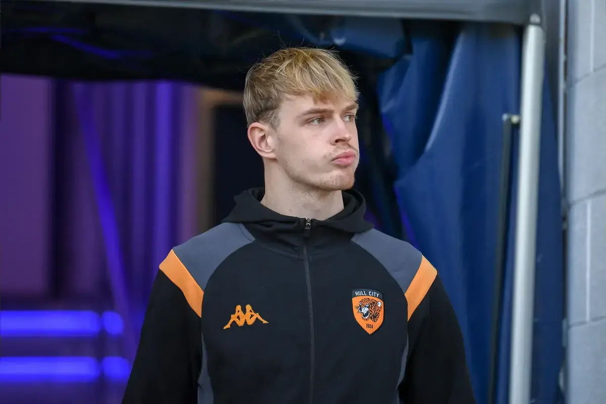 Hull City: Loan update on Manchester United's Toby Collyer